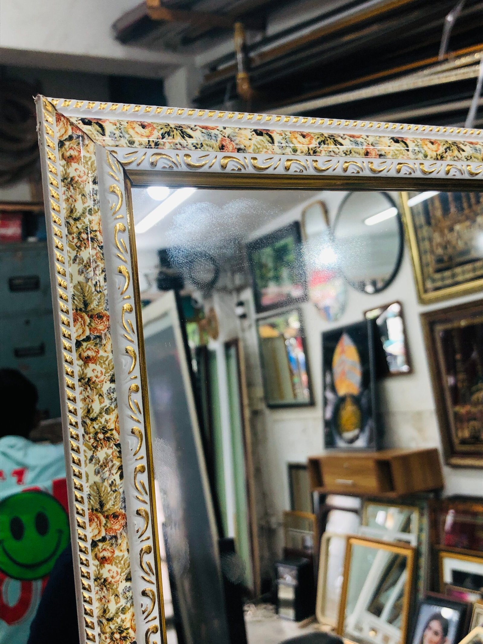 One Inch Tiles Nasir Glass - ConstructionMart