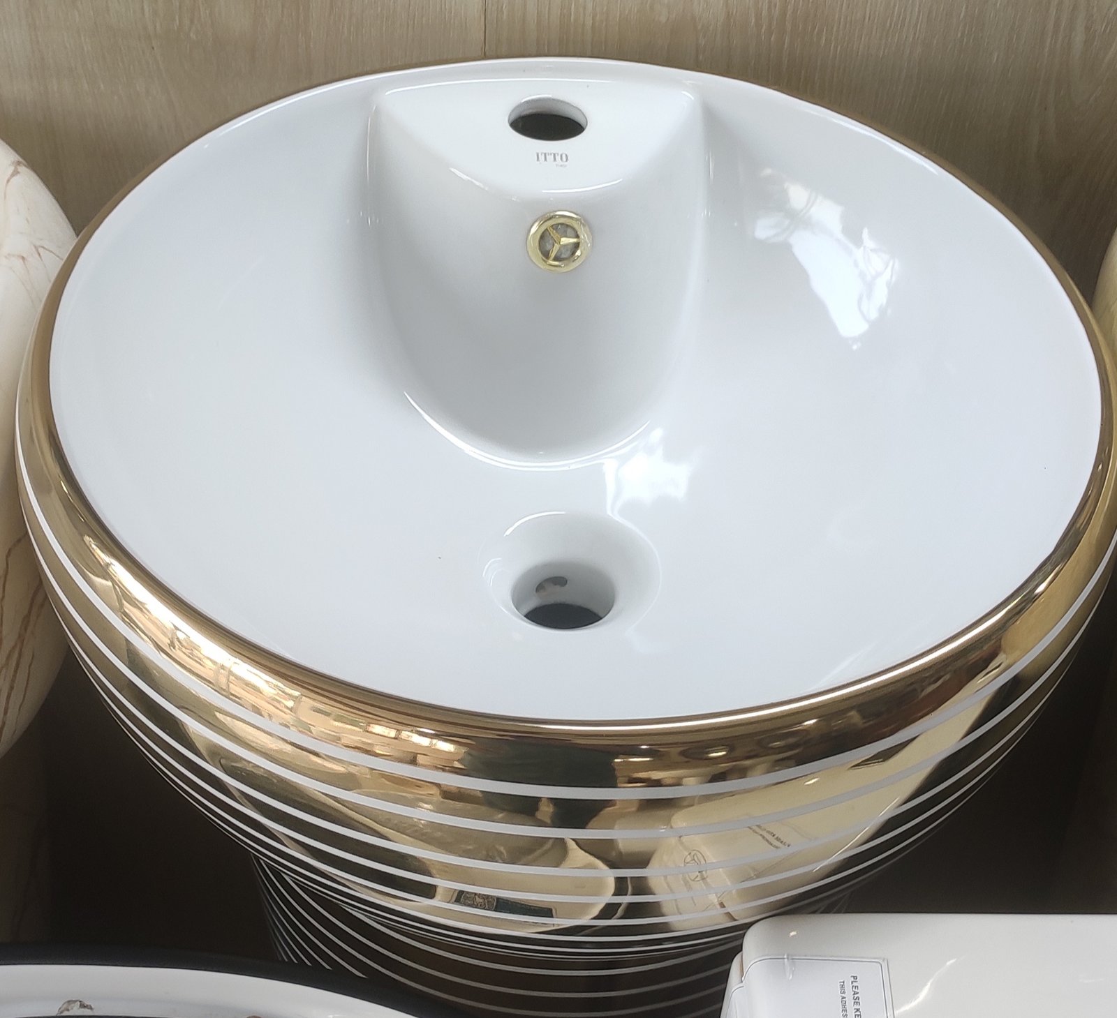 Ceramic Basin - ConstructionMart