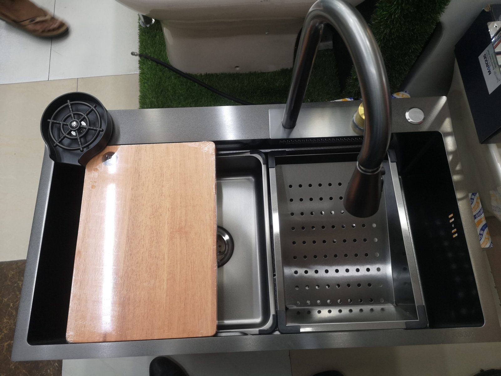 Kitchen smart Sink - ConstructionMart