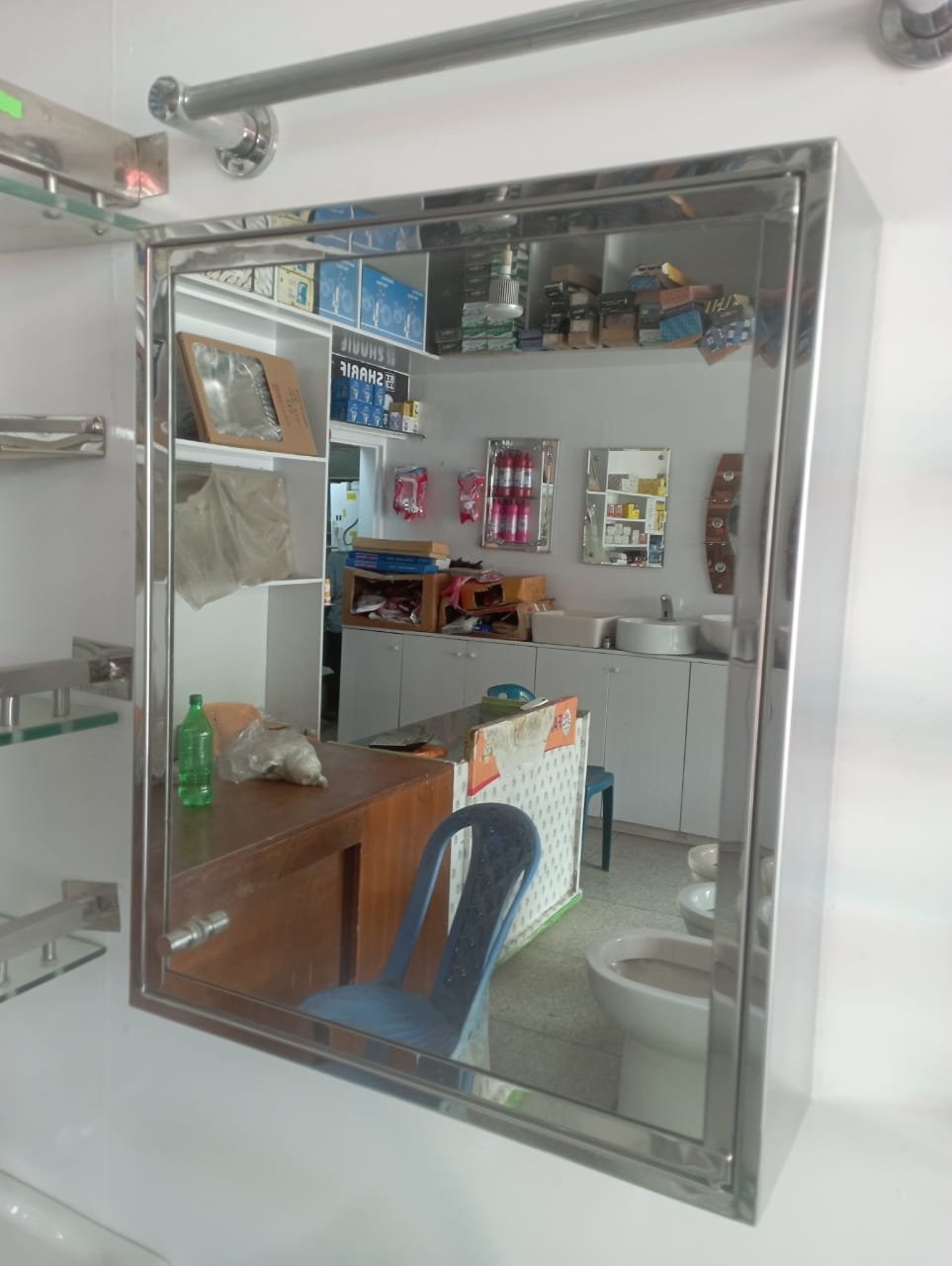 Mirror Glass - ConstructionMart
