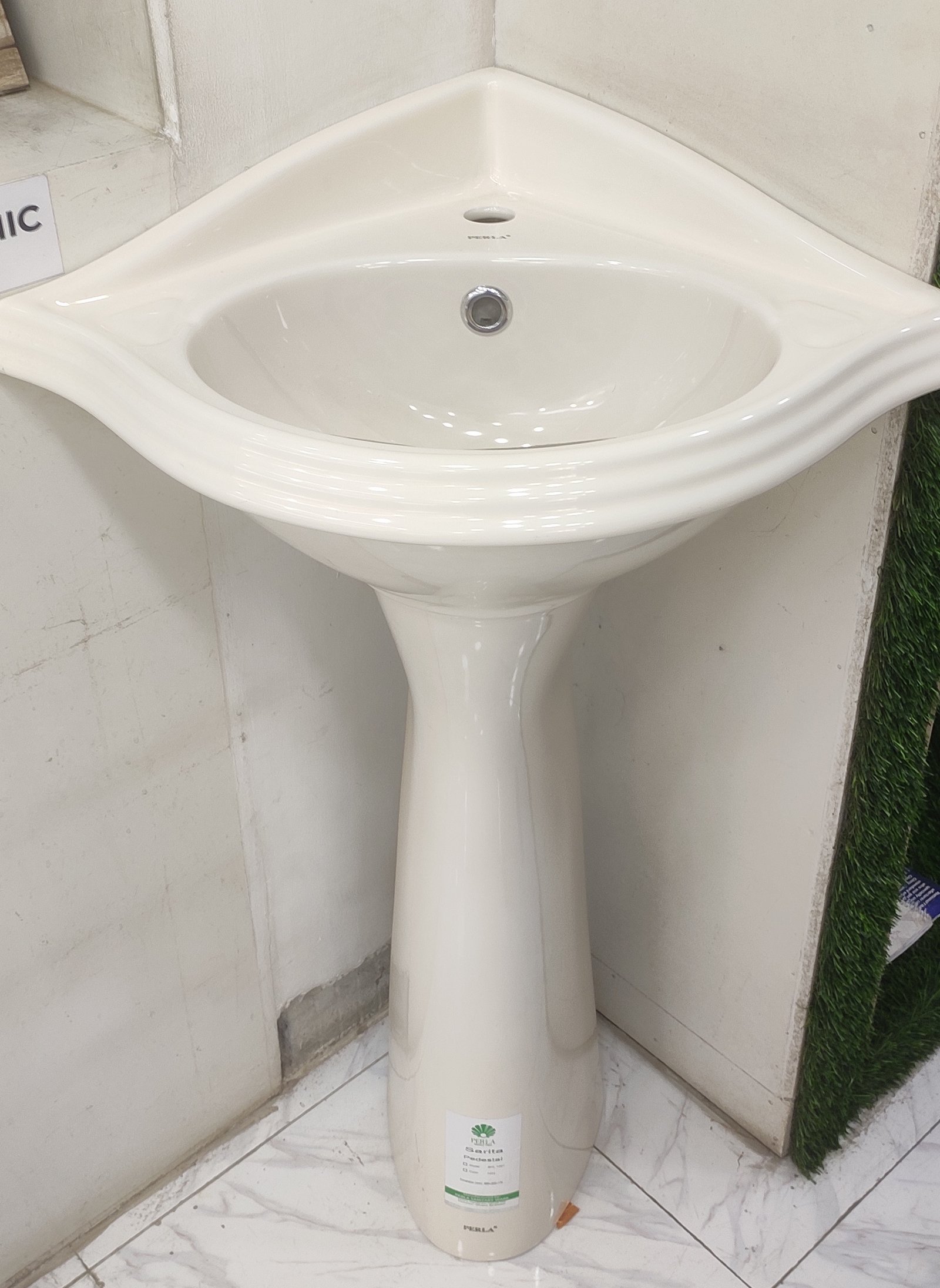 Corner Basin - ConstructionMart