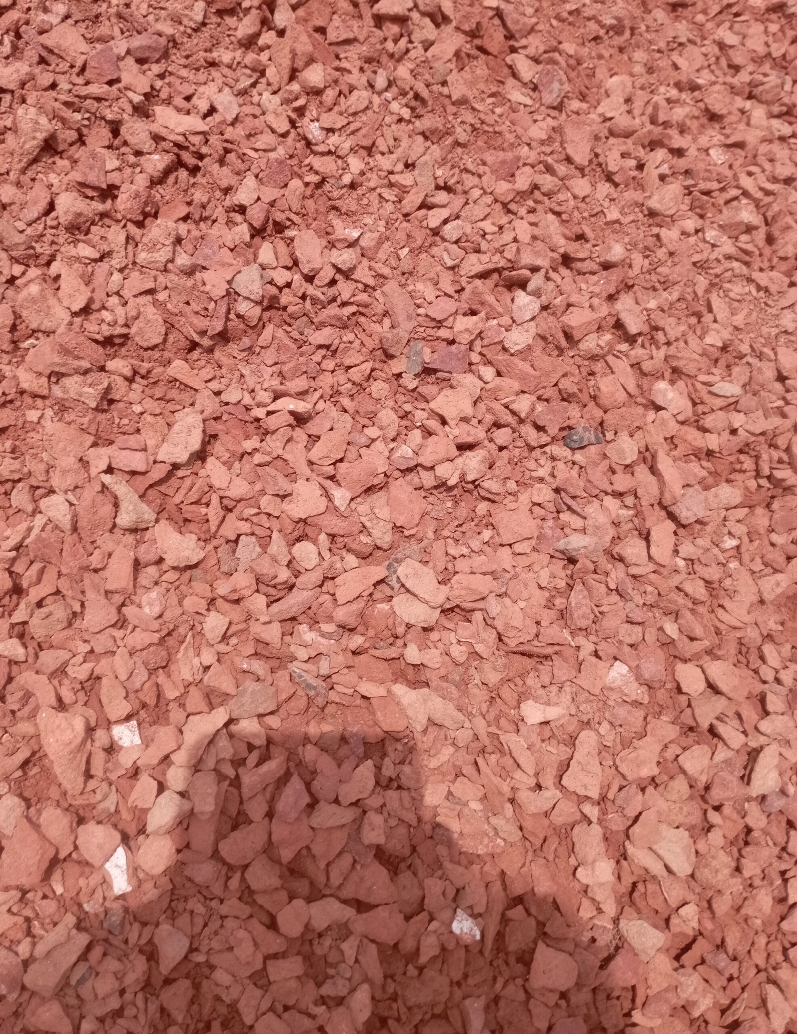 1/2 Brick Chips - ConstructionMart