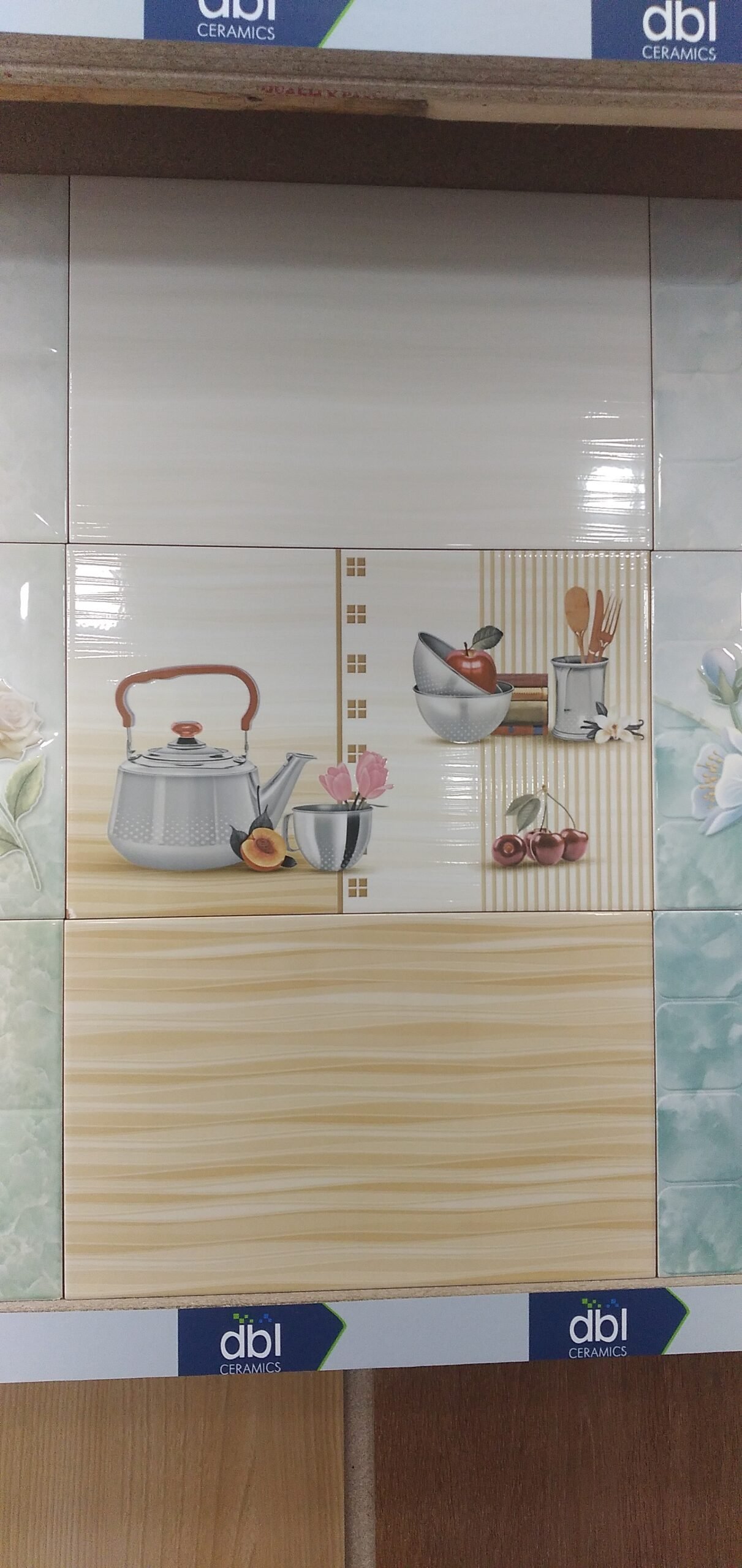 Ceramics tiles - ConstructionMart