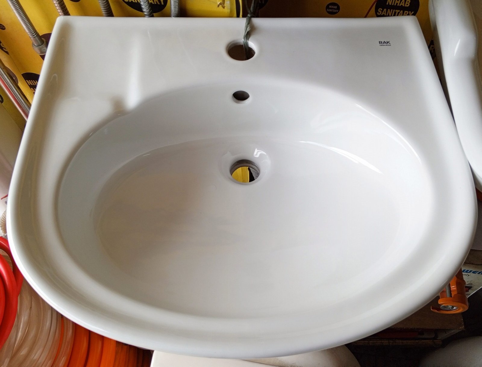 RAK Stand/Pedestrian Basin - ConstructionMart