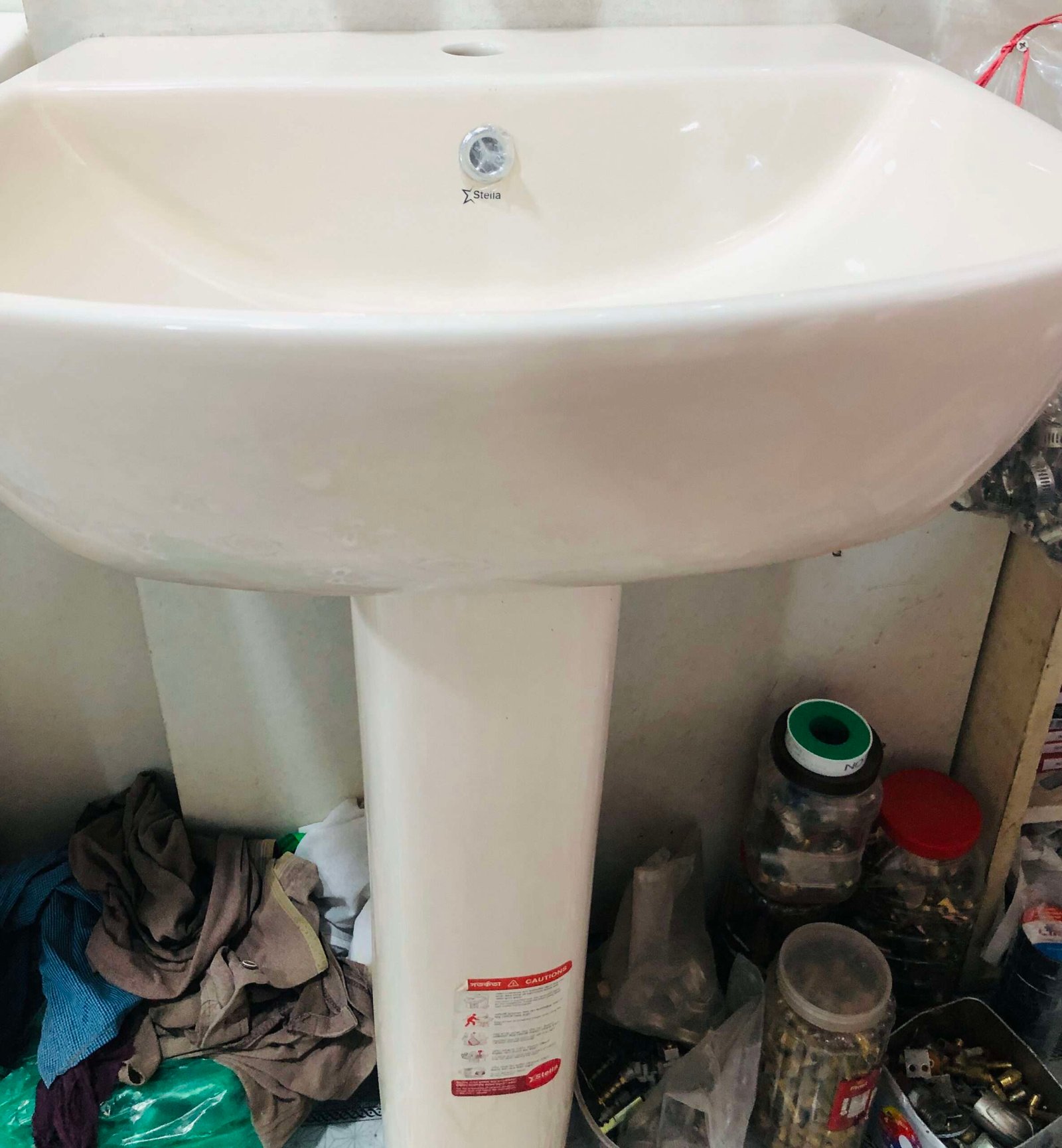 Stella Wash Basin Model: Arina - ConstructionMart