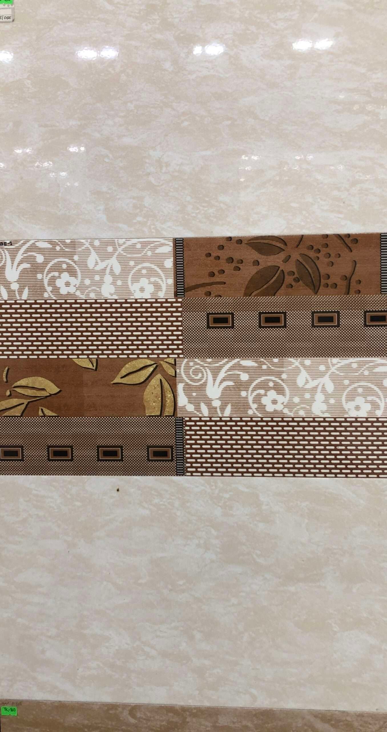 Charu Wall Tiles Model : 940LBE/DBE - ConstructionMart