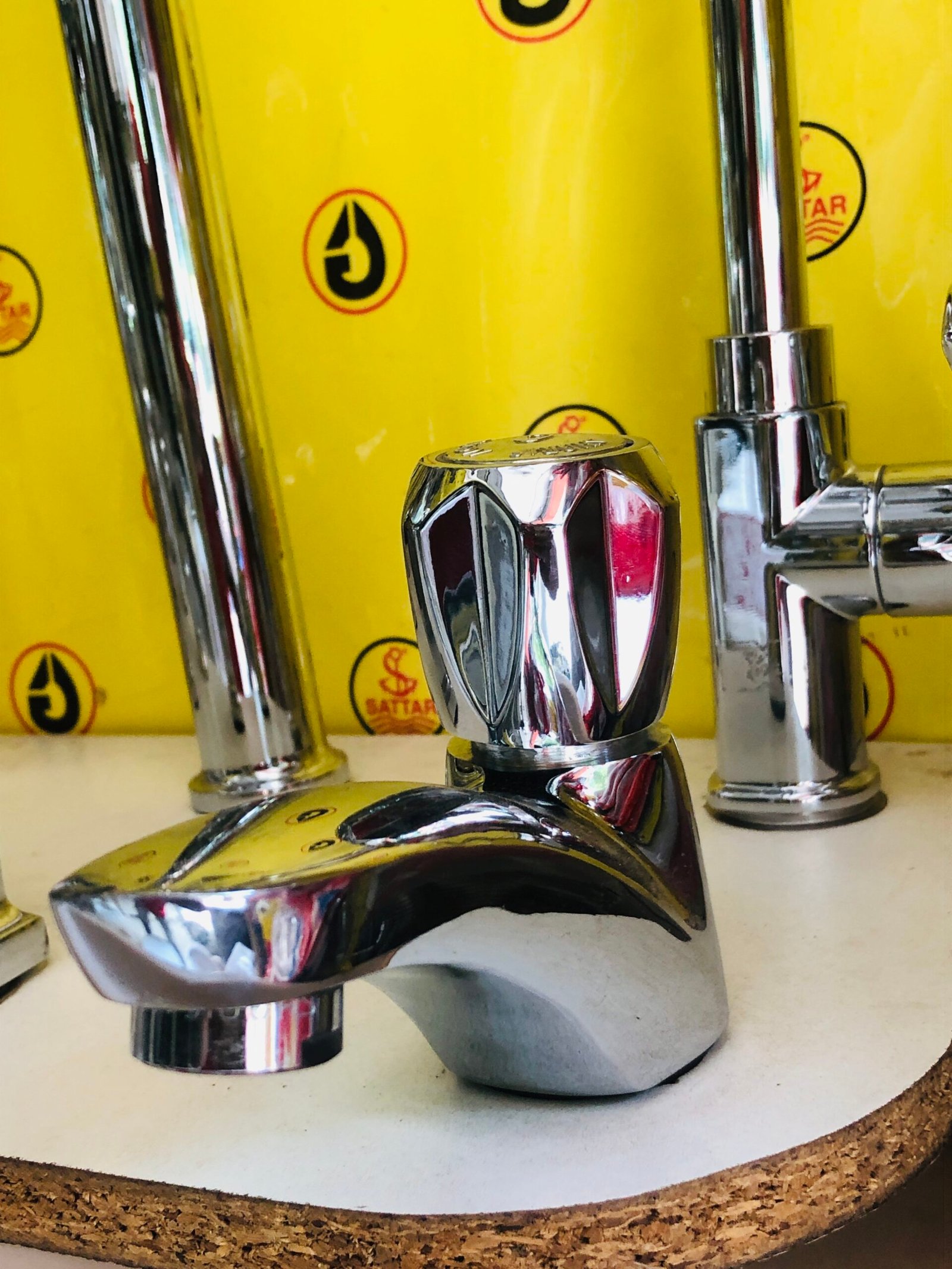 Sharif Pillar Cock - ConstructionMart