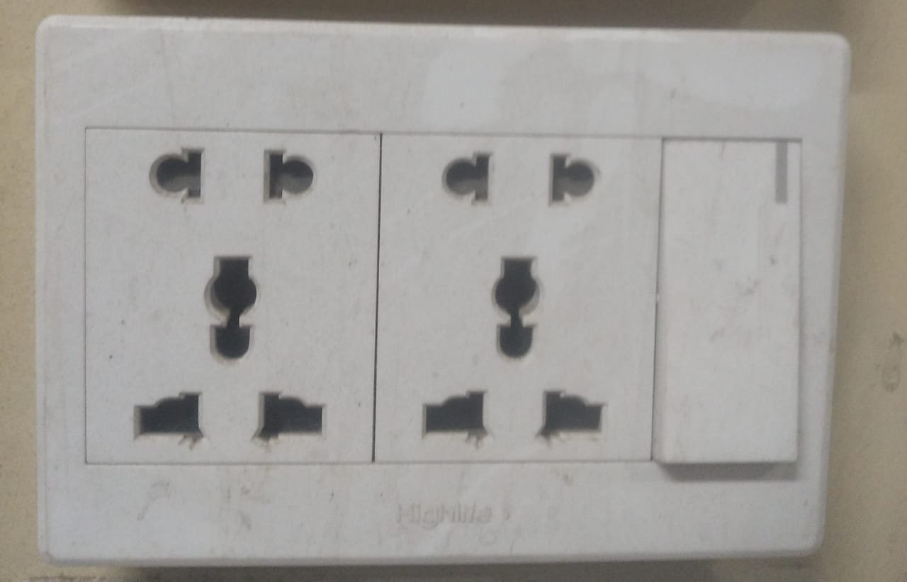 Highlife 10 Pin Socket - ConstructionMart