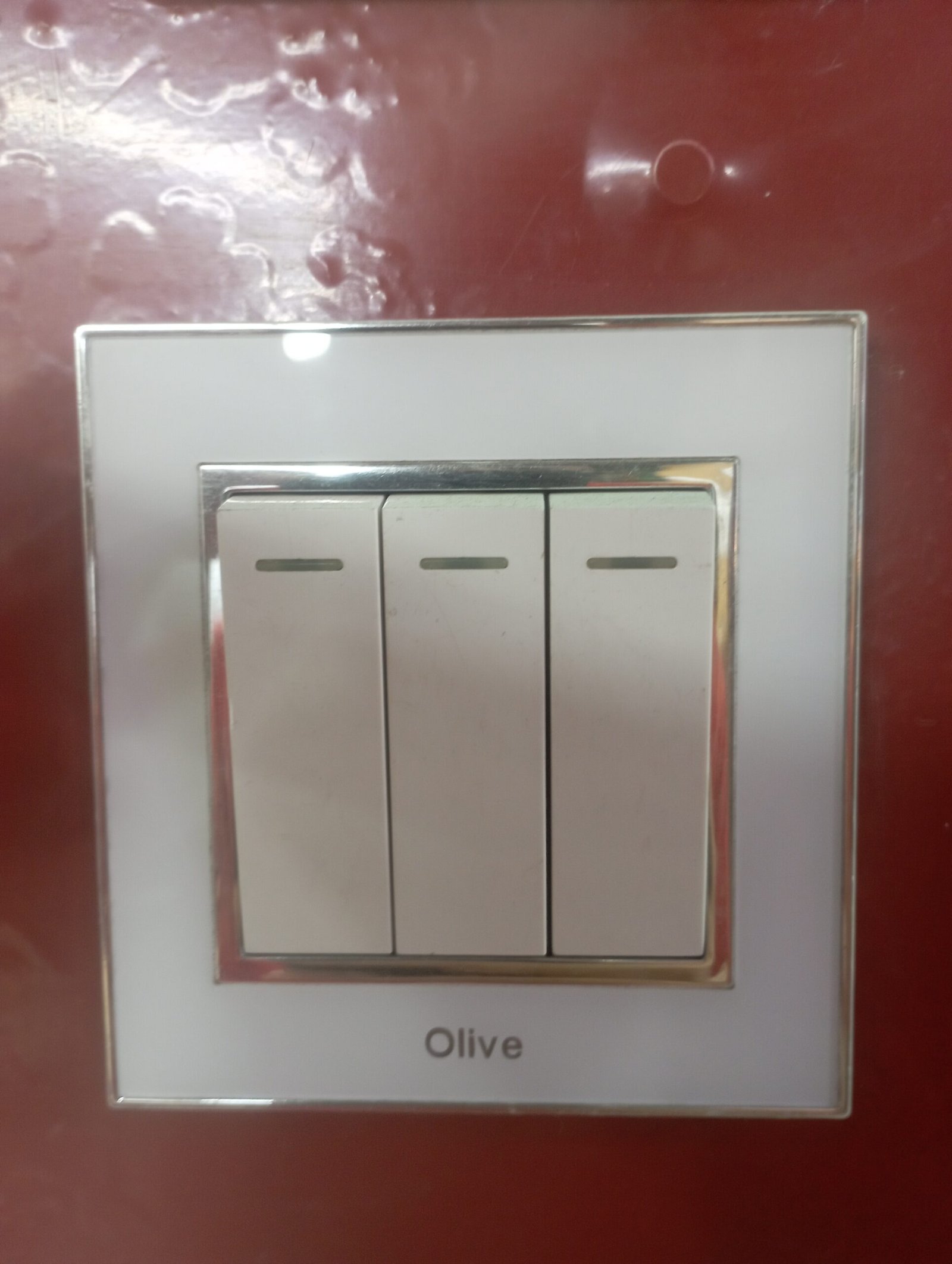 Olive 3 Gang Switch - ConstructionMart