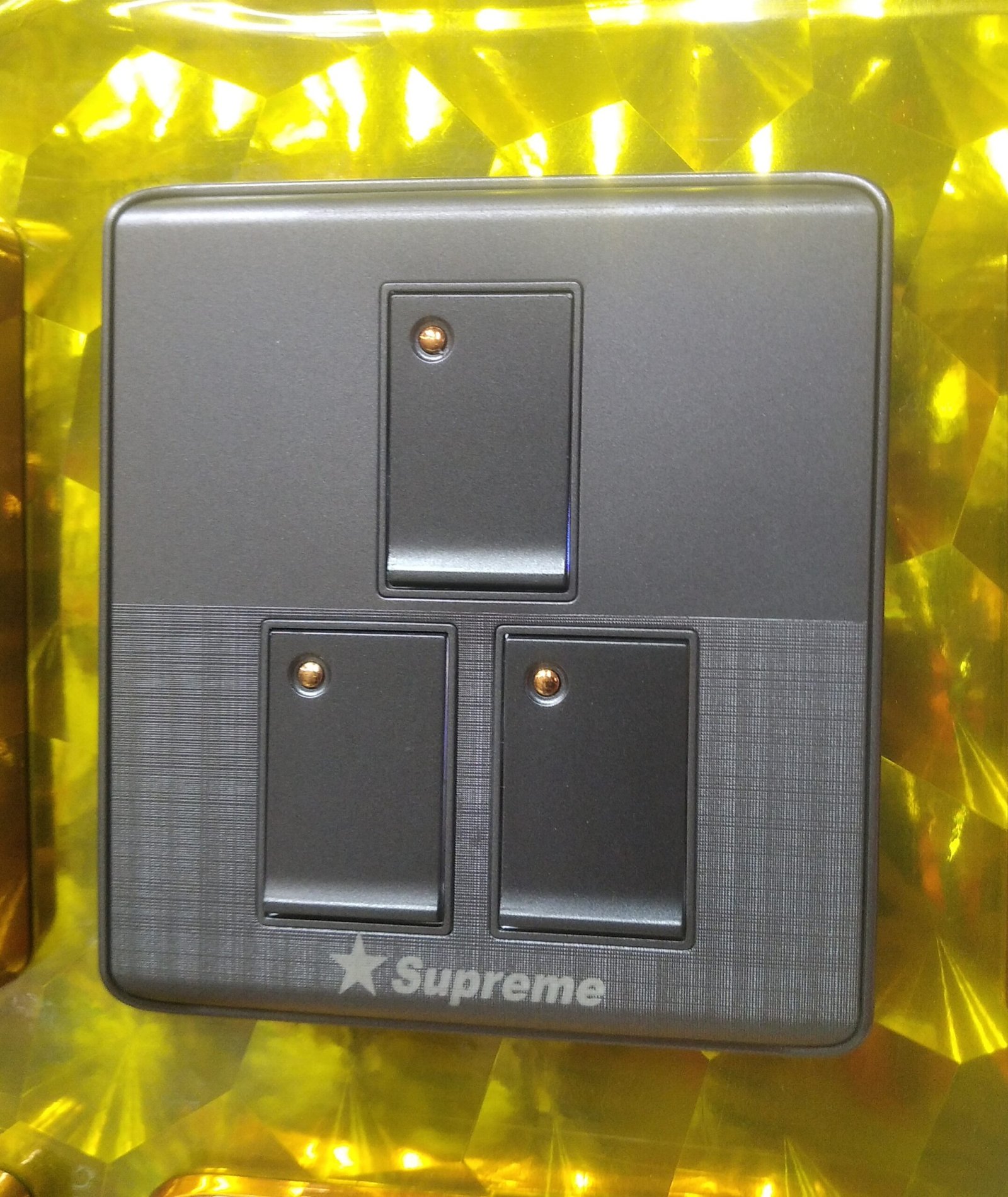 Supreme Three Gang Switch - ConstructionMart