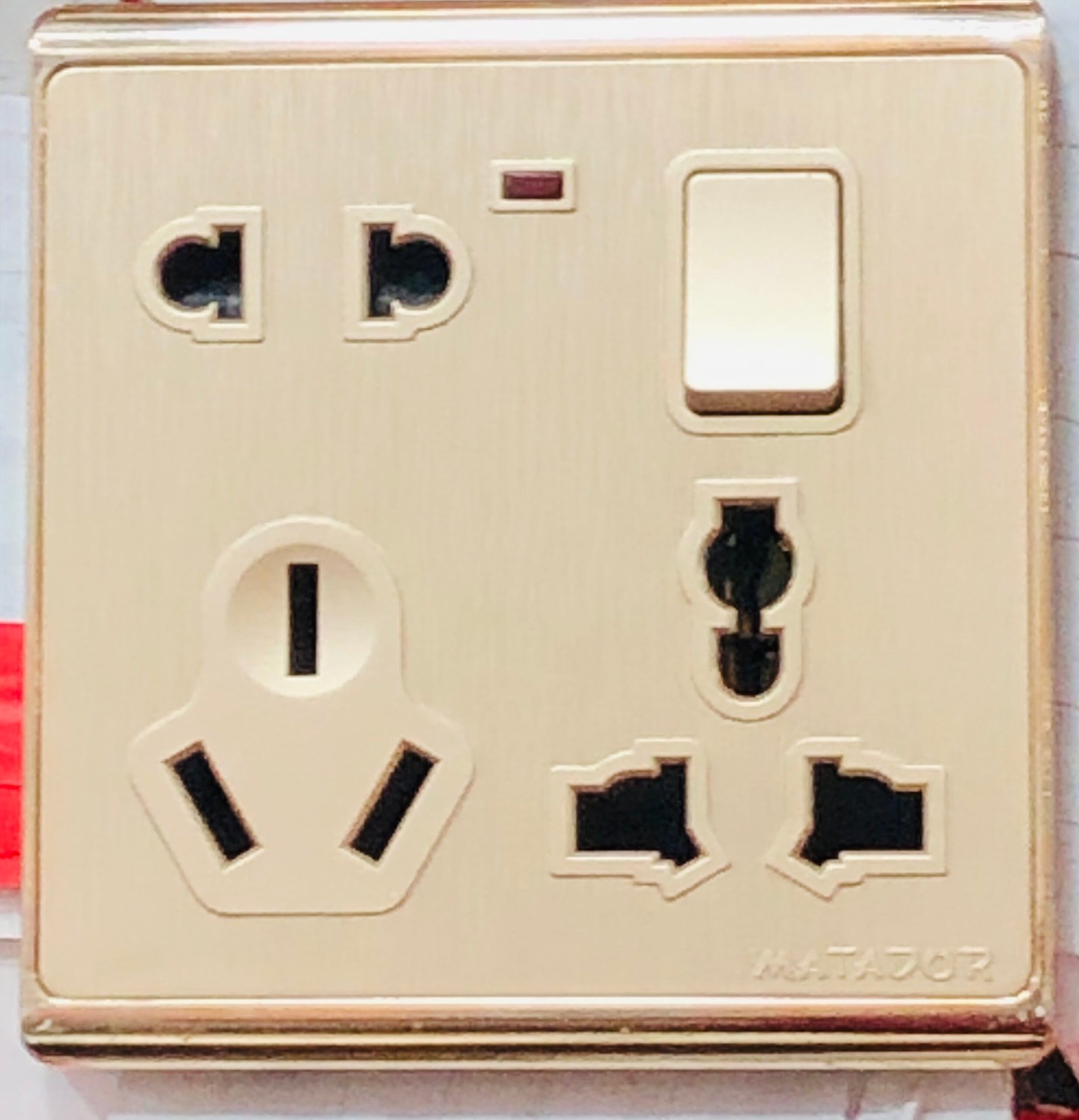 Matador 8 Pin Socket - ConstructionMart