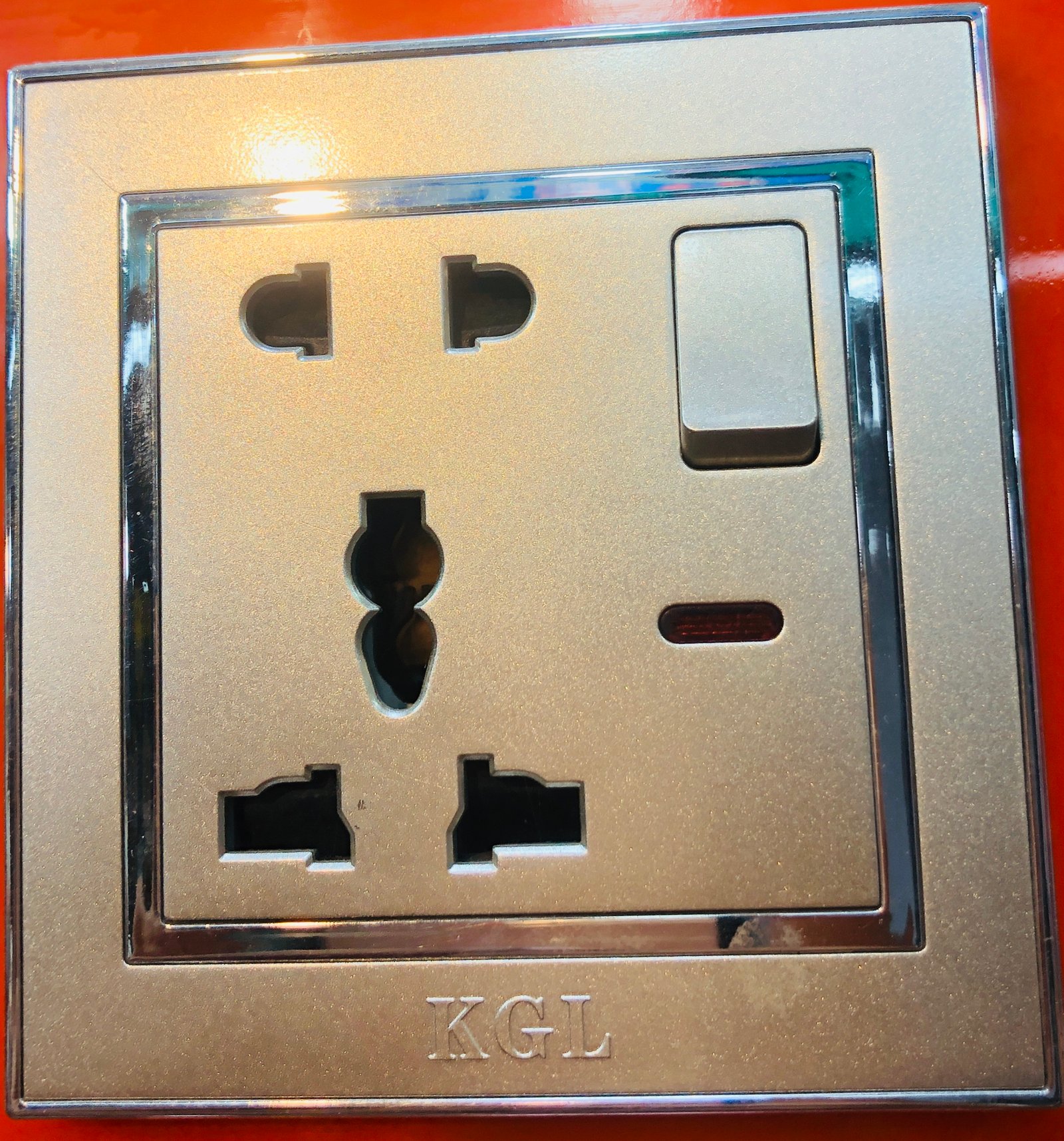 KGL 5 pin socket - ConstructionMart