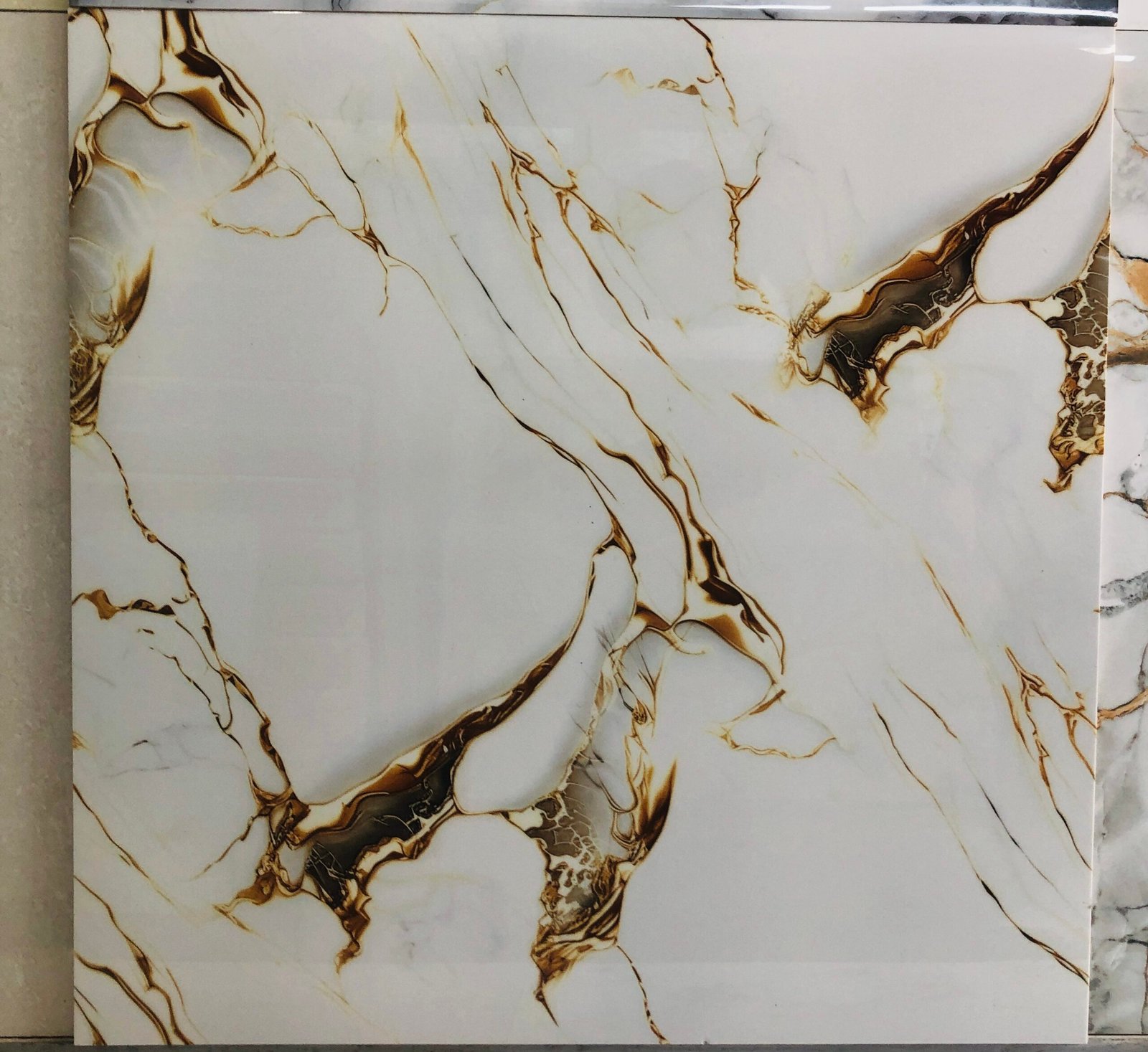 Brit Ceramics Floor Tiles 6695 - ConstructionMart