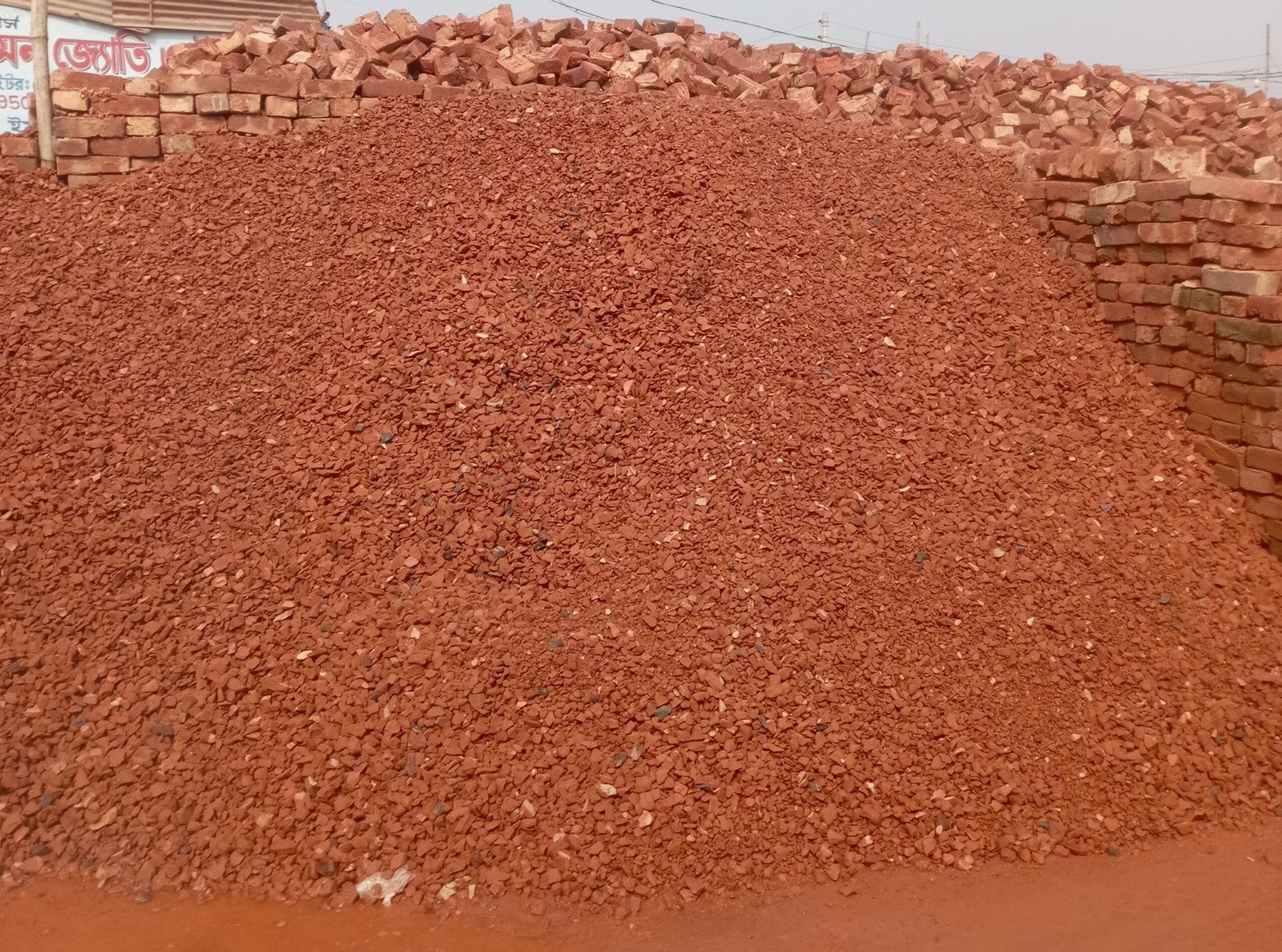 Bricks chips - ConstructionMart