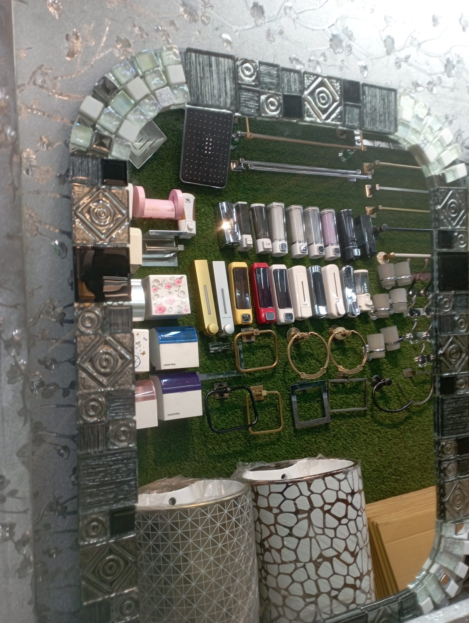3D Mirror - ConstructionMart