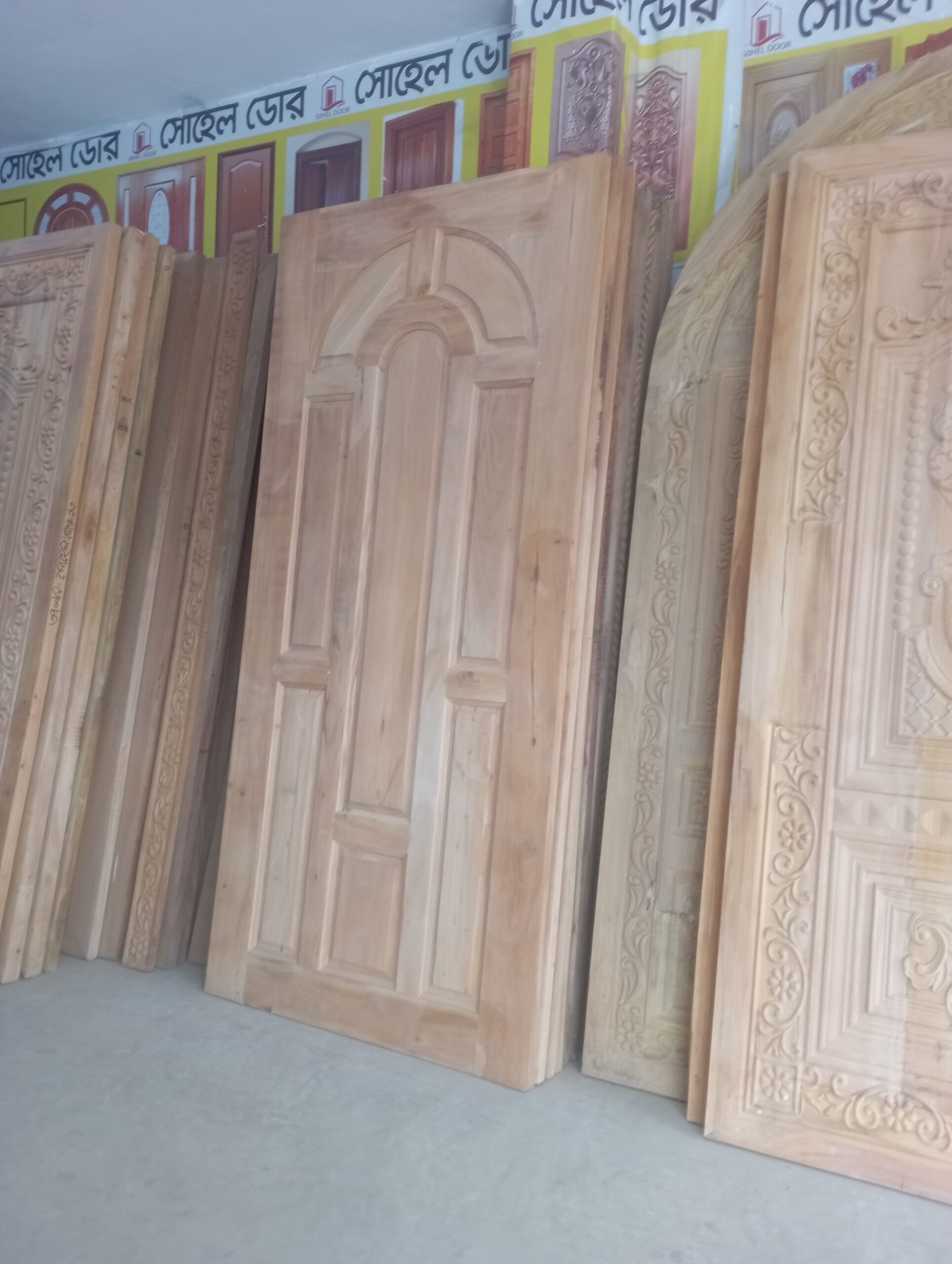 Mahogany Door - ConstructionMart